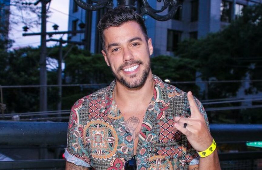 Em 2019, Lipe Ribeiro foi confirmado para participar da quinta ...